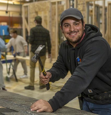 Macomb Community College - Discover. Connect. Advance.