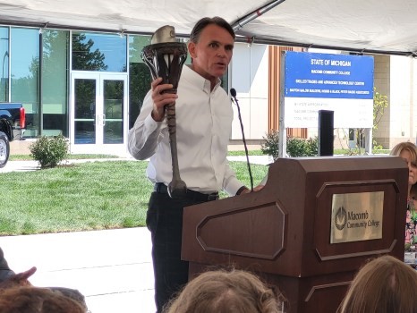 Macomb Community College unveils state of the art technology center