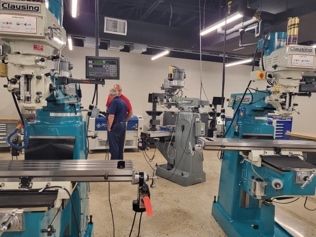 Macomb Community College unveils state of the art technology center